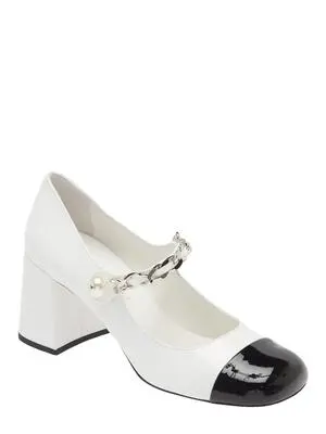 Miu Miu Chain Strap Mary Jane Pumps - White/black