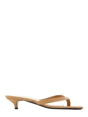 TOTEME Flip-flop Kitten Heels - Neutral