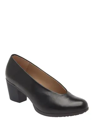 WONDERS Leather Pumps Black Leather