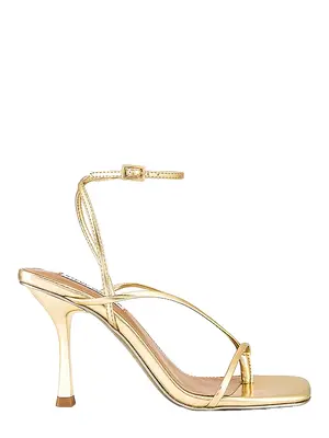 STEVE MADDEN Annie Heel