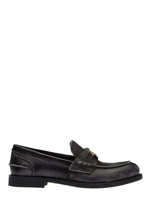 Miu Miu Logo-plaque Leather Loafers - Black