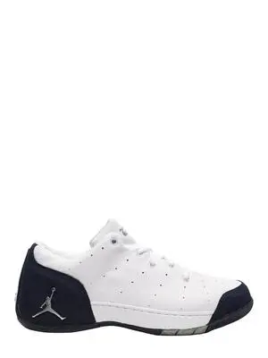 JORDAN Carmelo 1.5 Low Sneakers - White
