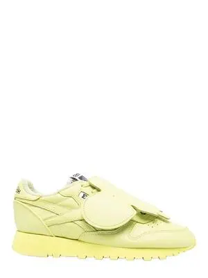 REEBOK Classic Low-top Sneakers - Yellow