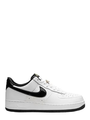 Nike Air Force 1 07 Lv8 Emb World Champ Sneakers - White