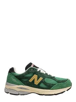 NEW BALANCE 990 V3 Sneakers - Green