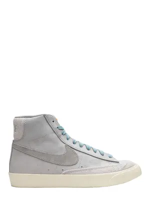 Nike Blazer Mid '77 Prm Sneakers - Green