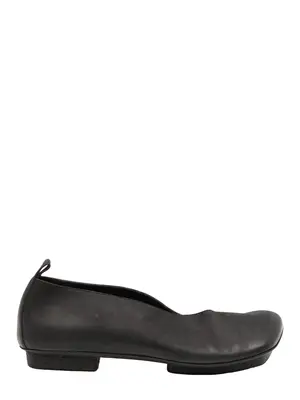 UMA WANG Asymmetric-toe Ballerinas - Black