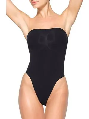 SKIMS SKIMS Seamless Sculpt Strapless Bodysuit