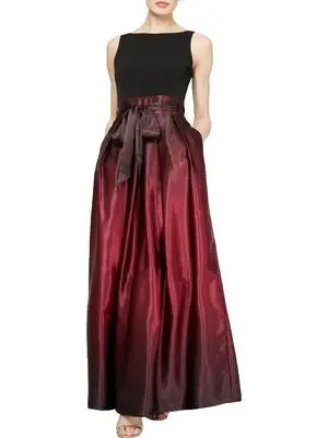 SL FASHIONS Slny Ombrè Satin Gown With Bow - Fig