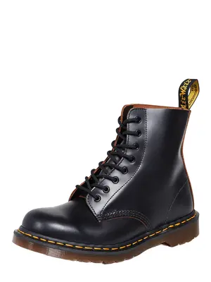 Dr. Martens 1460 Vintage 8 Eye Boots - Black