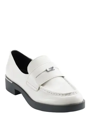 Dkny DKNY Ivette Loafer Pebble