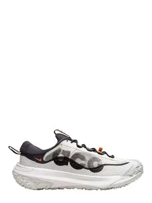 Nike Mountain Fly 2 Low Sneakers - White