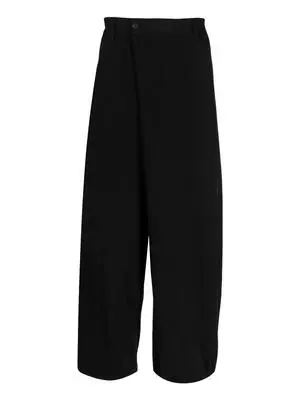 Yohji Yamamoto Asymmetric Cropped Trousers - Black