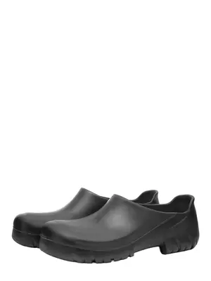 BIRKENSTOCK A630 Classic Clog - Black