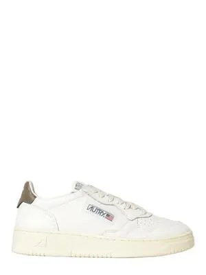 AUTRY Medalist Low Lace-up Leather Sneakers With Perforated Toe - Cocoa