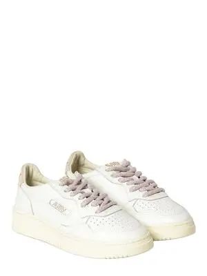 AUTRY Medalist Low Lace-up Leather Sneakers With Perforated Toe - Yellow Cream
