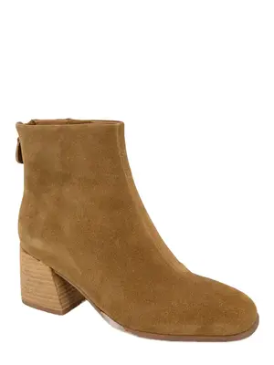 Gentle Souls By Kenneth Cole Sandryn Bootie - Tobacco Suede