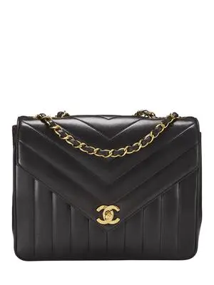 CHANEL Lambskin Chevron Envelope Flap Bag