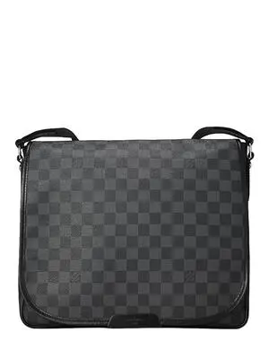 LOUIS VUITTON Damier Graphite Daniel - Black