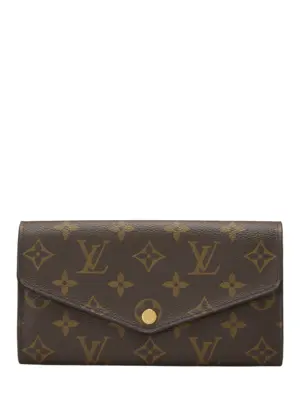 LOUIS VUITTON Monogram Canvas Sarah Wallet - Brown