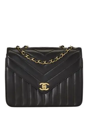 CHANEL Chevron Lambskin Envelope Flap Bag