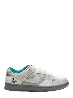 Nike Dunk Low Ice Sneakers - Grey