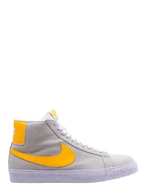 Nike Sb Blazer Mid Sneakers - White