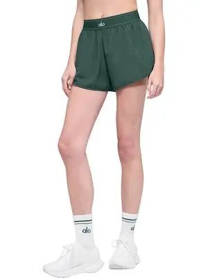 Alo Yoga Match Point Short Clover Green