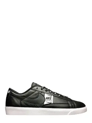 Nike Blazer Low Se Sneakers - Black