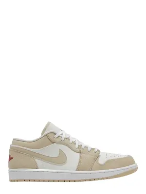 JORDAN Air Jordan 1 Low SE Sneakers Cream