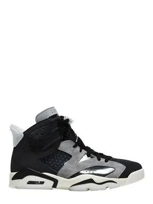 JORDAN Retro Tech Chrome Sneakers - Grey