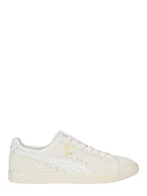 PUMA Clyde Premium Sneakers Cream