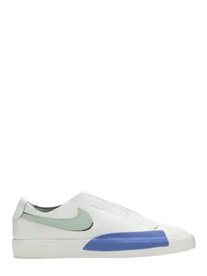 Nike Blazer Slip-on Sneakers - White