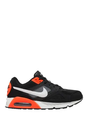 Nike Air Max Ivo Sneakers - Black