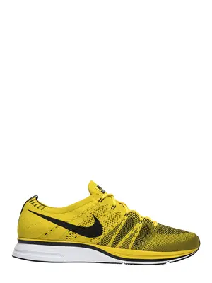 Nike Flyknit Trainer Sneakers - Yellow
