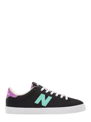 NEW BALANCE 210 Sneakers - Black