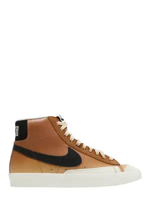 Nike Blazer Mid '77 Se Sneakers - Brown