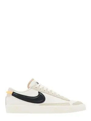 NIKE Blazer Low '77 SE Sneakers