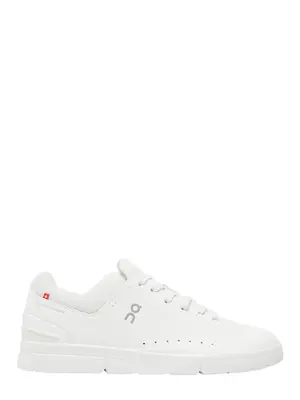On The Roger Advantage Sneakers White