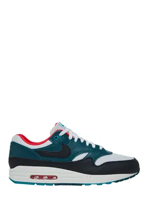 Nike Lebron James X Liverpool F.c. X Air Max 1 'third Kit' Sneaker - Teal