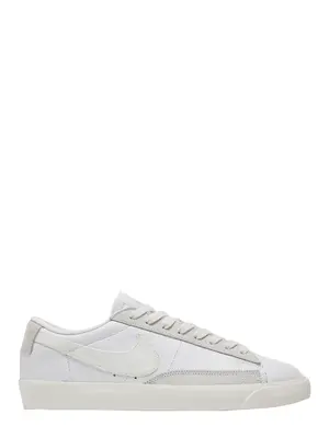 Nike Blazer Low Leather Sneakers - White