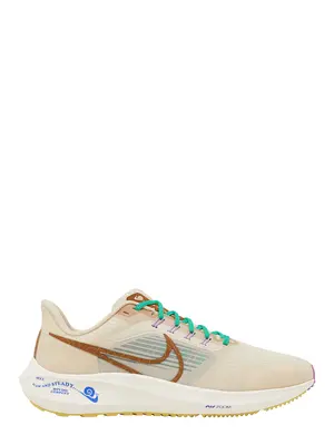 Nike Air Zoom Pegasus 39 Premium Sneakers Cream