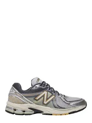 NEW BALANCE 860v2 Sneakers - White