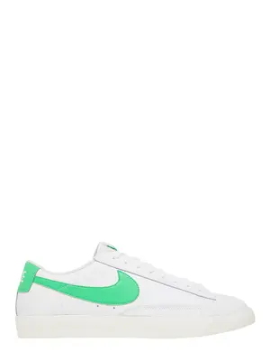 Nike Blazer Low Sneakers - White