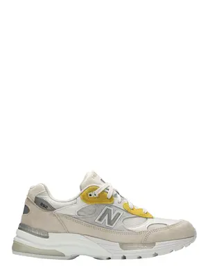 NEW BALANCE Paperboy Paris X New Balance 992 Made In USA Sneakers Cream