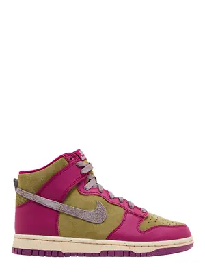 Nike Dunk High Sneakers Pink