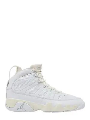 JORDAN Retro - White