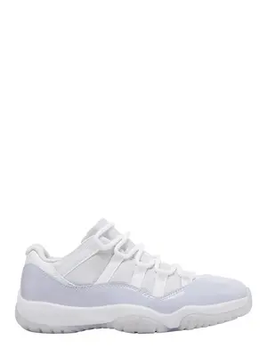JORDAN Retro Low - White