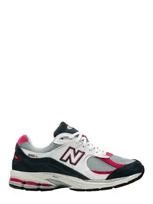 NEW BALANCE 2002 Sneakers - White