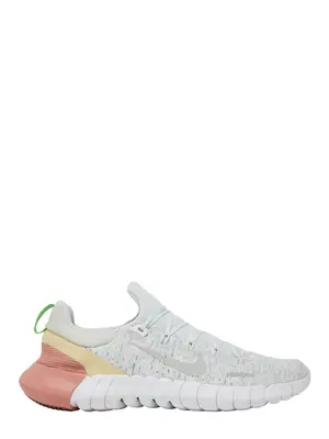 Nike Free Run 5.0 Sneakers - White